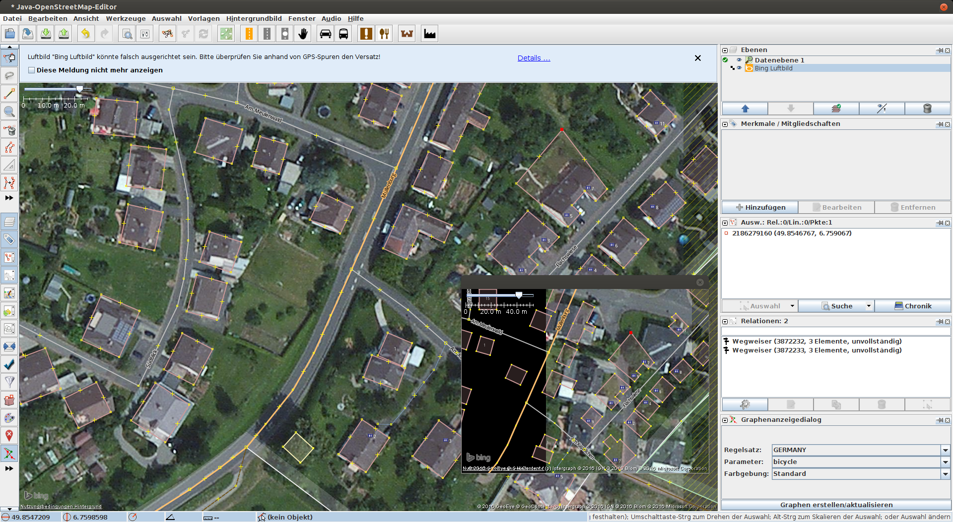 #13030 (Allow the creation of two map views) – JOSM